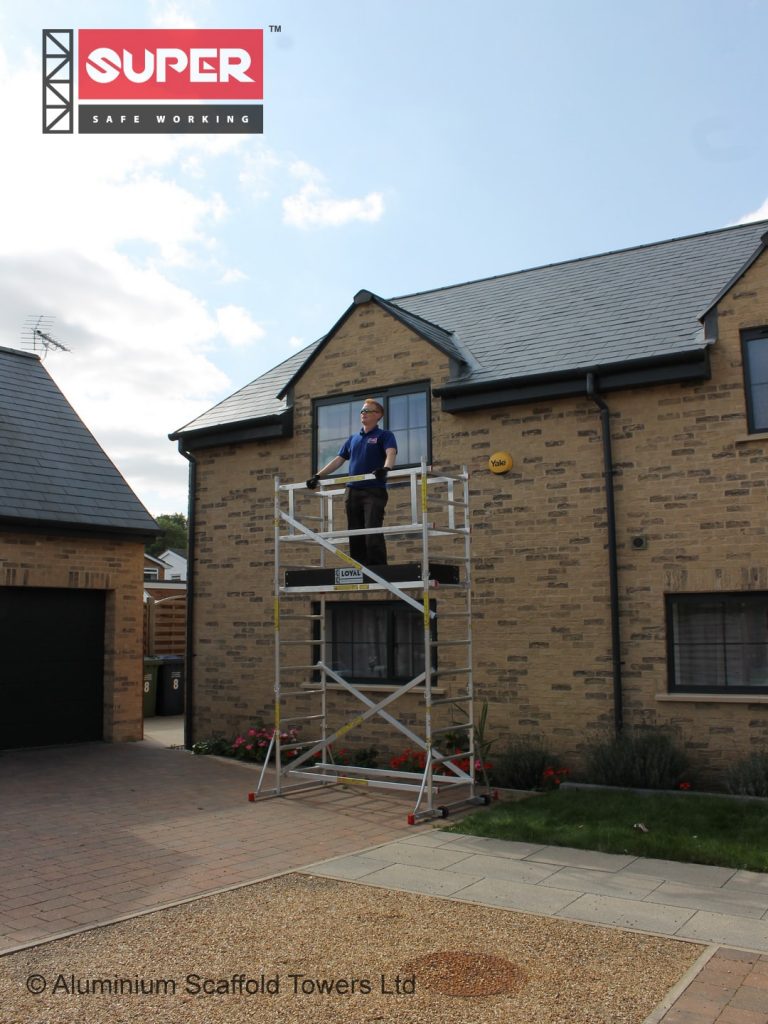 SUPER DIY 5S+ (3 in ONE) Scaffold Tower with 2 Telescopic Outriggers ...