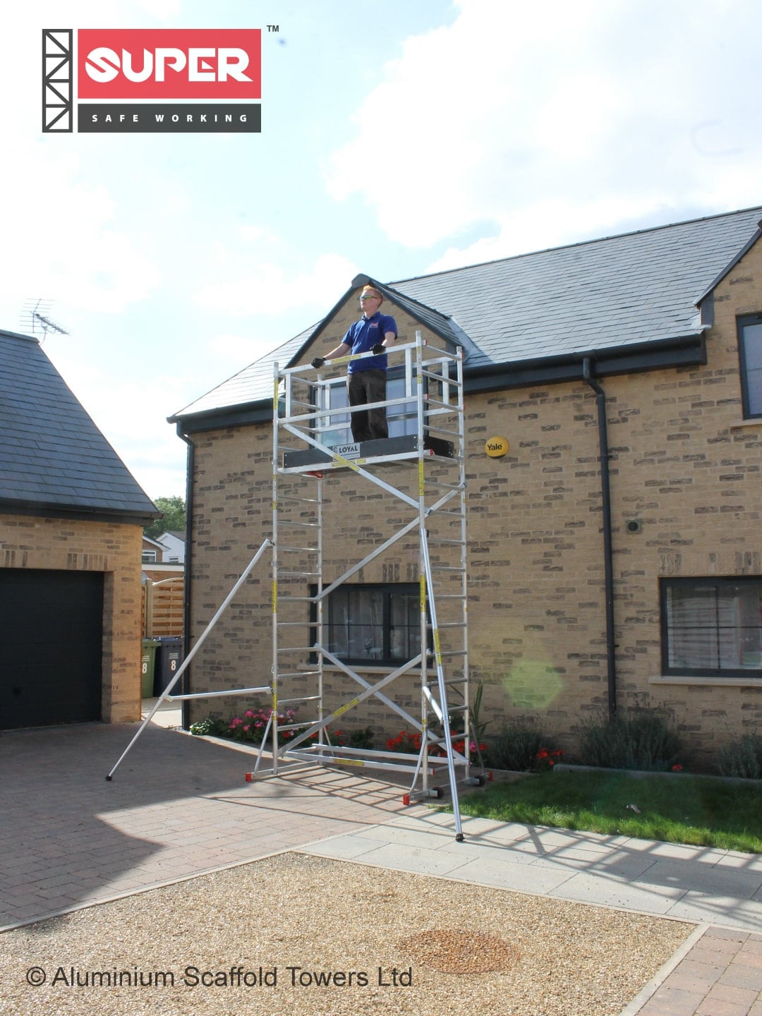 SUPER DIY 5S+ (3 in ONE) Scaffold Tower with 2 Telescopic Outriggers ...
