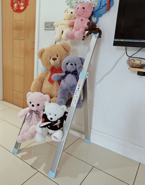 Shop Aluminium Slim Step ladder - Aluminium Scaffold Towers Limited